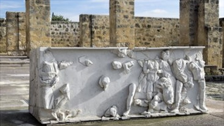 Reuse in Post-Roman societies: Christian and Islamic attitudes towards ...
